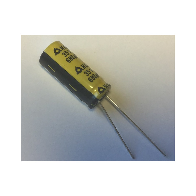 Kondensator elektrolityczny 680uF 35V Samyoung